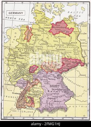Vintage map of France 1930s Stock Photo - Alamy