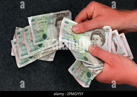 The English Five Pound note Dbase Stock Photo - Alamy
