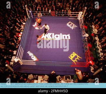Nigel Benn v Gerald McClellan Stock Photo - Alamy