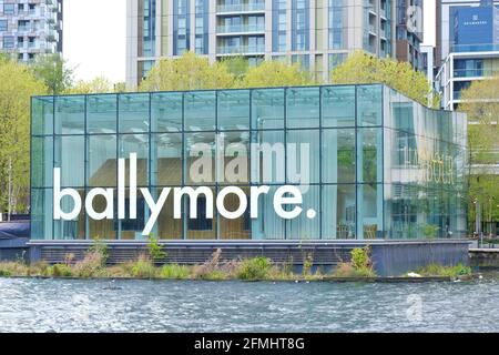 Ballymore's floating Design Cube, a marketing suite for 55 storey high ...