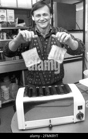 SOUTHAMPTON'S 1976 CUP FINAL GOAL HERO BOBBY STOKES WORKING AT THE ...