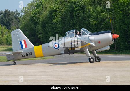 The Percival Provost is a basic trainer aircraft that was designed and ...