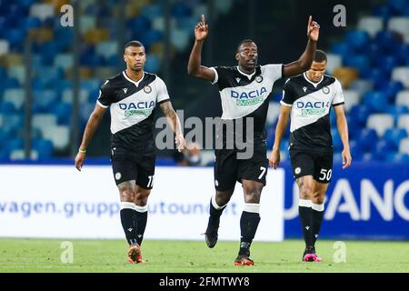 Stefano Okaka of Udinese Calcio celebrates after scoring during the ...