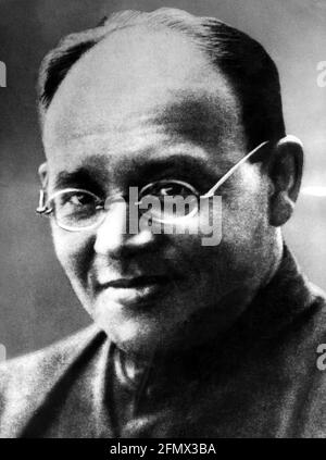 ISAAC BABEL (1894-1940) Russian writer and journalist after his arrest ...