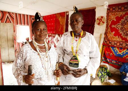 Osun Osogbo Sisterhood Stock Photo - Alamy