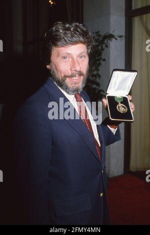 Robert Walden Circa 1980's Credit: Ralph Dominguez/MediaPunch Stock ...