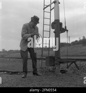 Crooks in Cloisters (1964) Ronald Fraser, Karen Kaufman, Date: 1964 ...