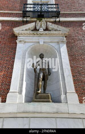 Statue of Alexander Hamilton of New York in the Hall of Columns in the ...