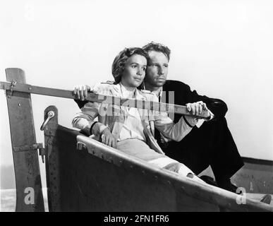 Mary anderson and Hume Cronyn / Lifeboat / 1943 directed by Alfred ...