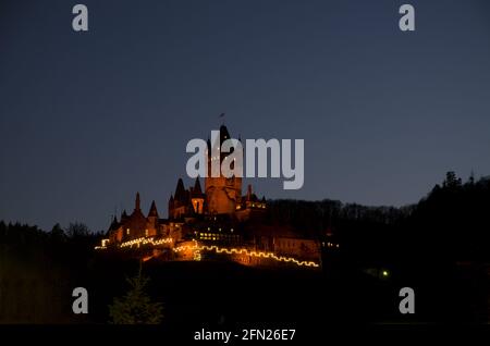 Christmas market at Cochem Germany Stock Photo - Alamy
