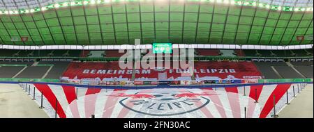 Fan curve RB Leipzig, Leipzig fans [supporters], banners, flags, RB ...