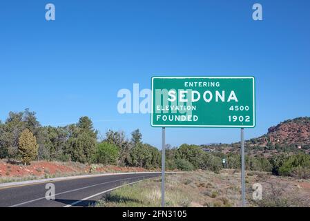 Entering Sedona sign. Sedona, Arizona, USA Stock Photo - Alamy