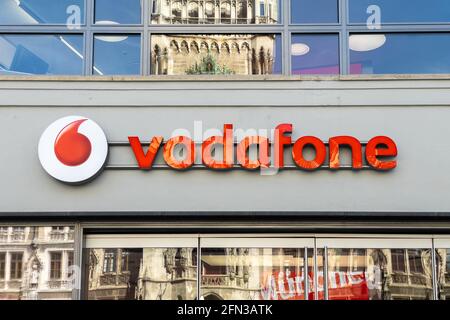 Vodafone store in Munich, Germany Stock Photo - Alamy