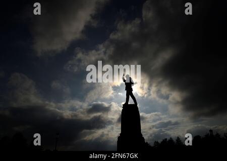 Statue of Edward Carson outside Stormont Parliament Buildings, Belfast ...