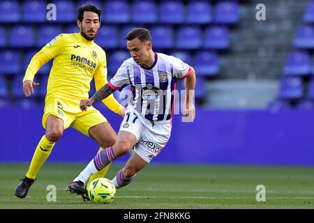 VALLADOLID, SPAIN - MAY 13: Roque Mesa of Real Valladolid, Gerard ...