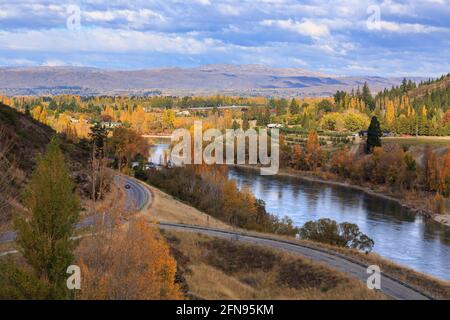 The Clutha River passing through the town of Alexandra in the South ...