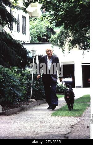 Curth Flatow with dog Ella. [automated translation] Stock Photo - Alamy