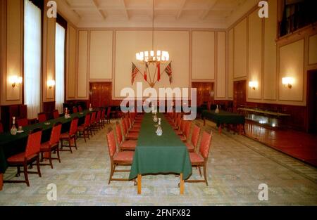 Berlin / History / 1995 Surrender Museum in Berlin-Karlshorst. In this ...
