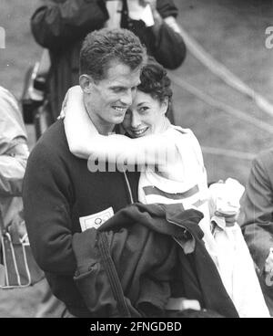 Robbie Brightwell and Ann Packer Stock Photo - Alamy