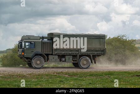 British army M.A.N. 4x4 SV logistics lorry vehicle truck on exercise ...