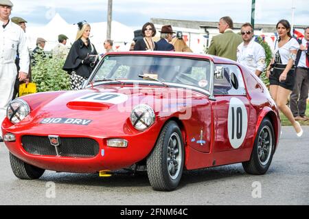 MG Midget Lenham GT, Classic MG car at the Goodwood Revival motorsport ...