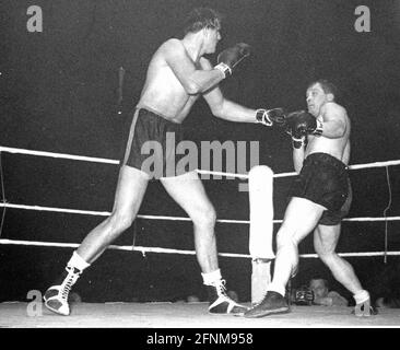 sports, boxing, boxing match, 1950s, ADDITIONAL-RIGHTS-CLEARANCE-INFO ...