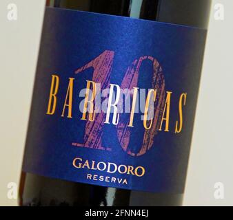 Wine label. Barricas 10. Galodoro Reserva Stock Photo - Alamy