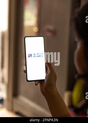 Carrefour app icon and company brand logo Stock Photo - Alamy