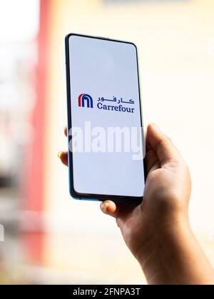 Carrefour app icon and company brand logo Stock Photo - Alamy