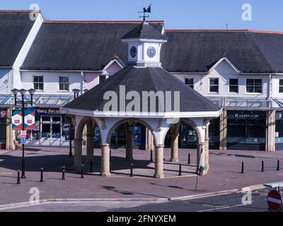 Castle Court shopping centre, Caerphilly, Wales, UK Stock Photo - Alamy