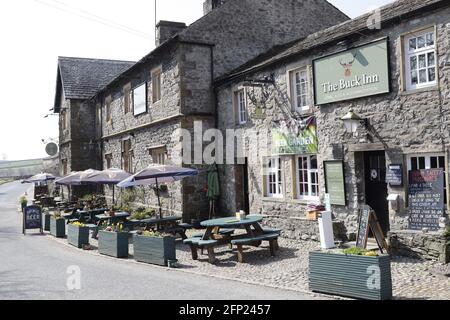 The Buck Inn pub, Malham village, Yorkshire Dales national park ...