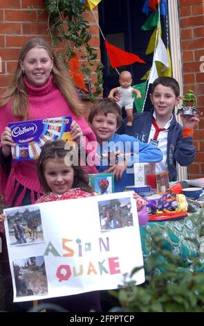 YOUNGSTERS AT THEIR STALL TORAISE MONEY FOR THE TSUNAMI VICTIMS IN ASIA ...