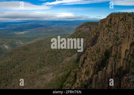Devils Gullet Lookout, Tasmania, Australia Stock Photo - Alamy
