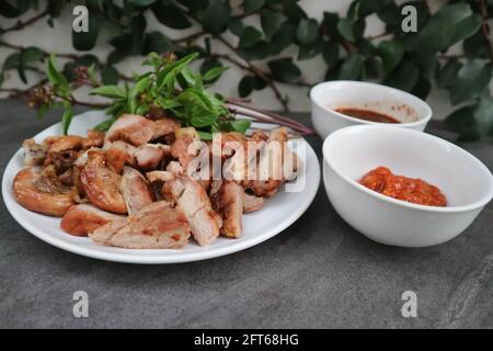 Roasted pork Chitterlings with chilli sauce spicy / entrails intestines ...