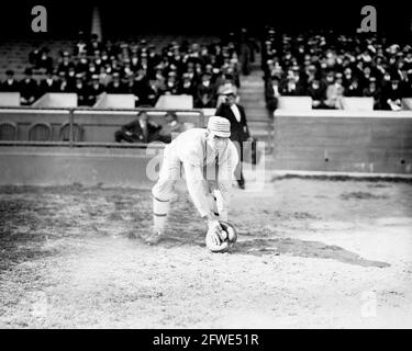 Ira Thomas, Philadelphia Athletics 1914 Stock Photo - Alamy
