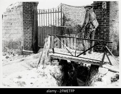 WWI/SENTRY DUTY 1918 Stock Photo - Alamy