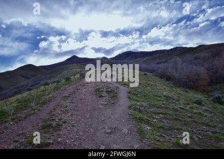 Grandeur Peak hiking trail loop views spring back around Bonneville ...
