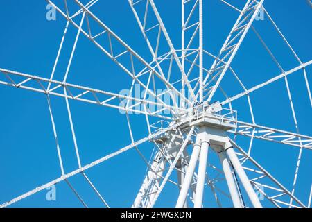 Fragment of ferris wheel on sunny day Stock Photo - Alamy