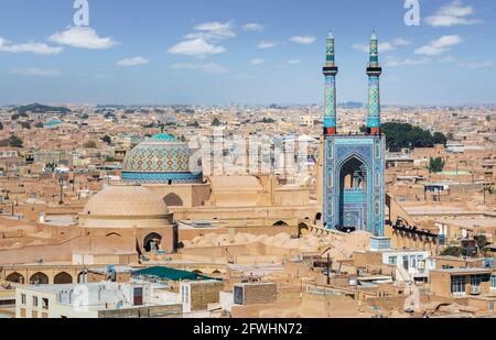 Aerial view of Jameh Mosque in Isfahan, Iran Stock Photo - Alamy