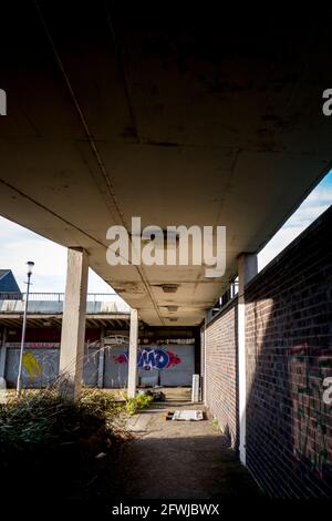 Abandoned Shawbridge shopping precinct, Glasgow Stock Photo - Alamy