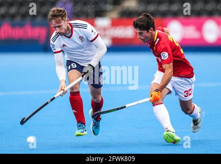 Great Britain's David Goodfield and Spain's Marc Reyne (bottom) battle ...