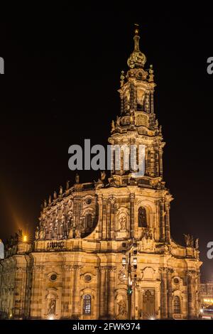 Dresden skyline at night near river Stock Photo - Alamy