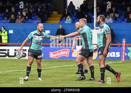 Adam Quinlan (1) of Hull KR celebrates his try Stock Photo - Alamy
