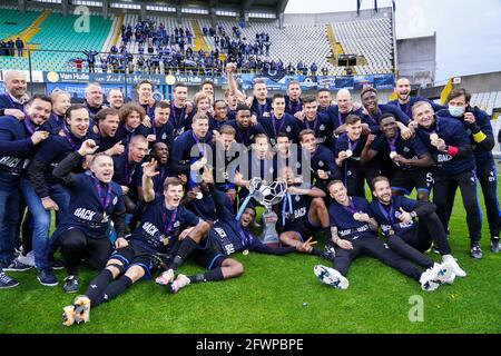 BRUGGE, BELGIUM - MAY 23: Team of Club Brugge receiving the Jupiler Pro ...