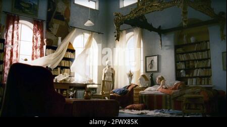 TOVE, Alma Poysti as Tove Jansson, 2020. © Juno Films / Courtesy ...