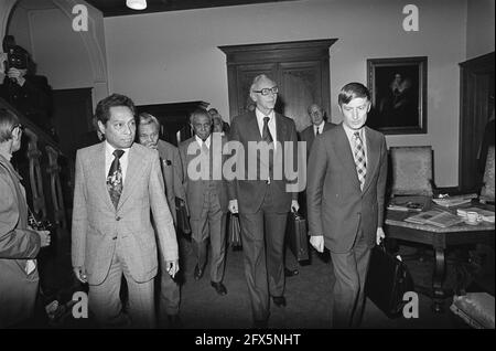 Conversation Dutch government with representatives of South Moluccan ...
