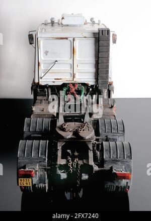 Truck Renault R360 from Italeri 1/24 scale model kit Stock Photo - Alamy