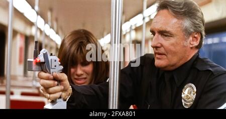 USA. Sandra Bullock and Dennis Hopper in a scene from the (C)Twentieth ...