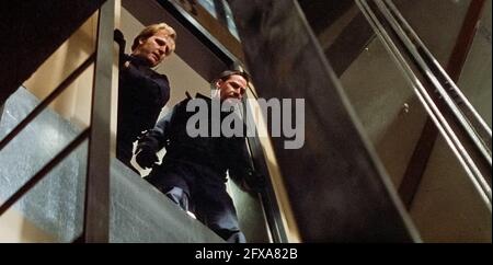 USA. Keanu Reeves and Jeff Daniels in a scene from the (C)Twentieth ...