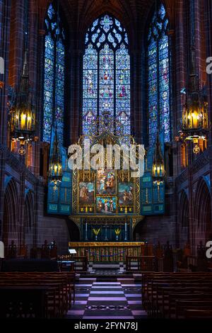 The altar at the Lady Chapel inside Liverpool Cathedral, The Anglican ...